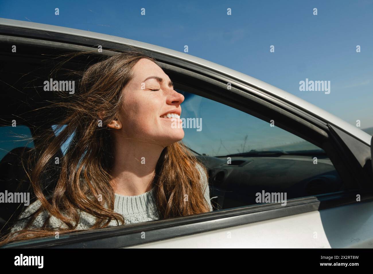 Feeling wind hi-res stock photography and images - Alamy