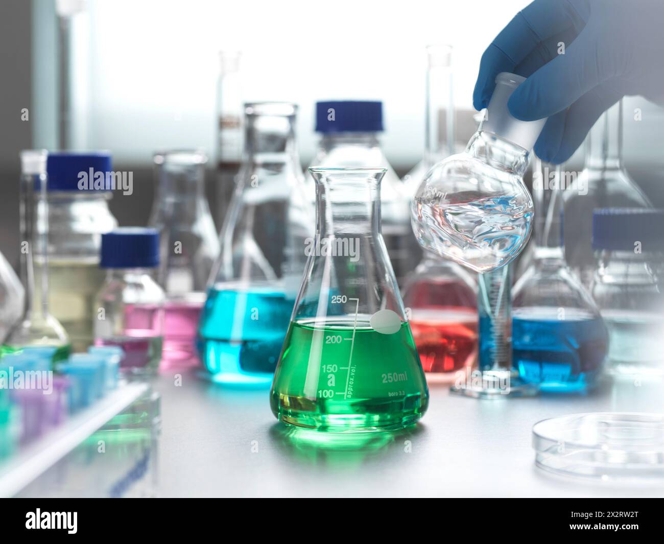 Round bottom flask laboratory equipment hi-res stock photography and ...