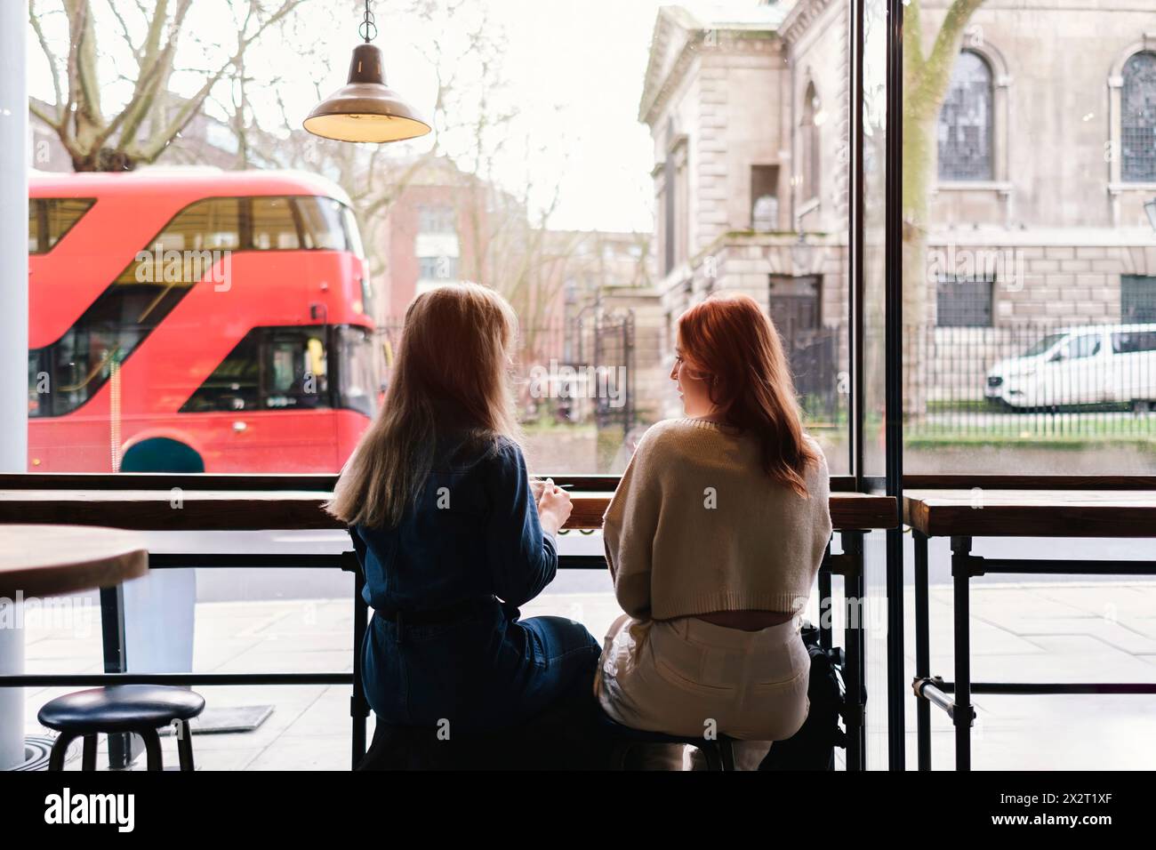 Spending time coffee shop hi-res stock photography and images - Alamy