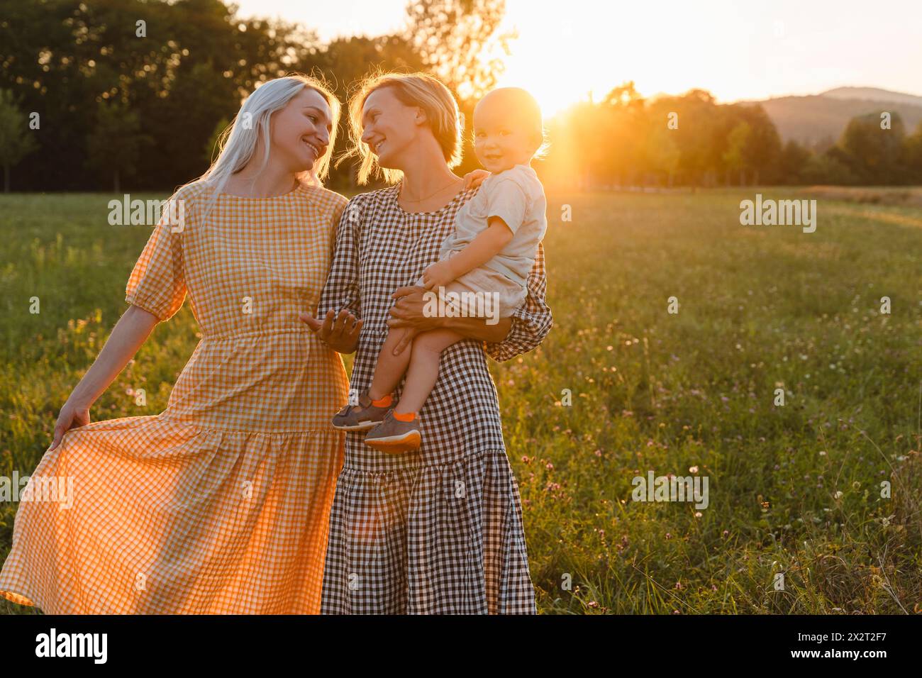 Checked pattern hi-res stock photography and images - Alamy