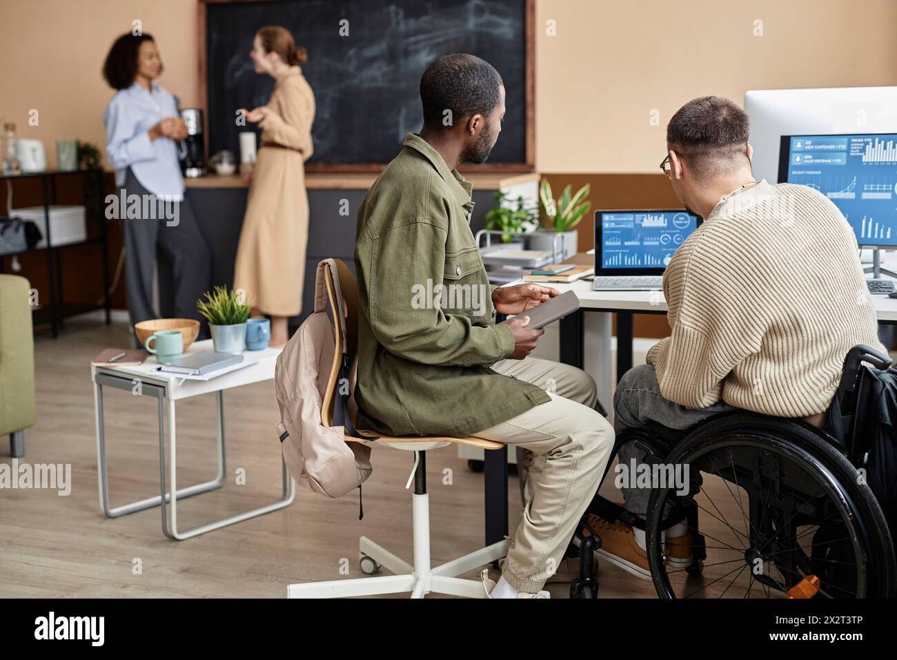 Software graph hi-res stock photography and images - Alamy