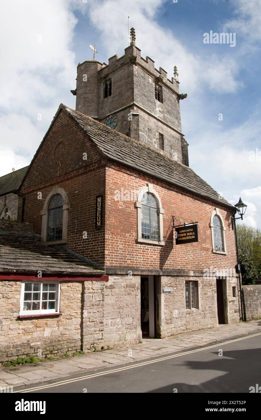 Corfe Castle old jail The Blind House & St Edwards Church, Dorset ...