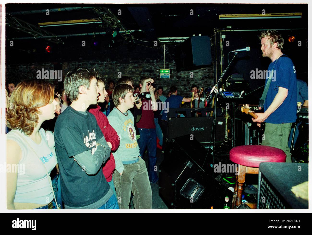 Elbow band 2001 hi-res stock photography and images - Alamy