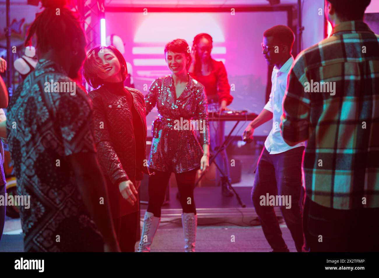 Clubbers african american hi-res stock photography and images - Alamy