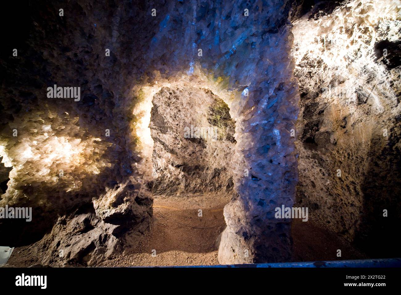 The Marienglashoehle is a show cave in the Thuringian Forest. For the ...