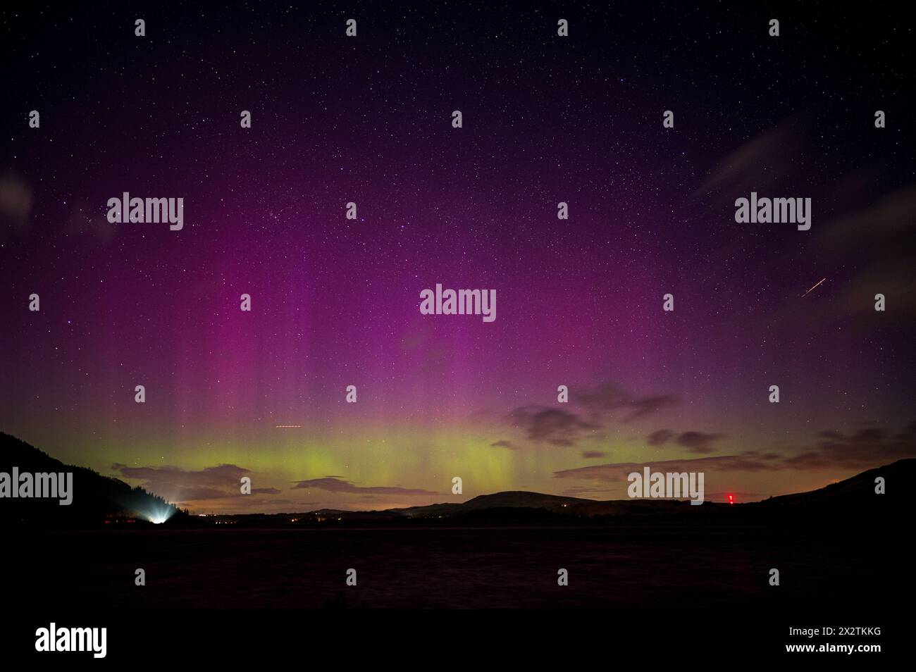 A stunning display of the northern lights over Bassenthwaite lake in ...