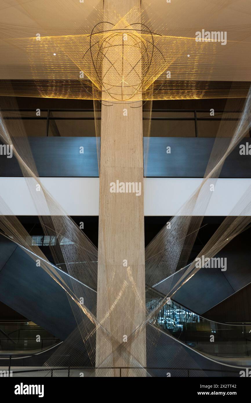 "Flight" Wire Sculpture by Richard Lippold in the former Pan Am ...