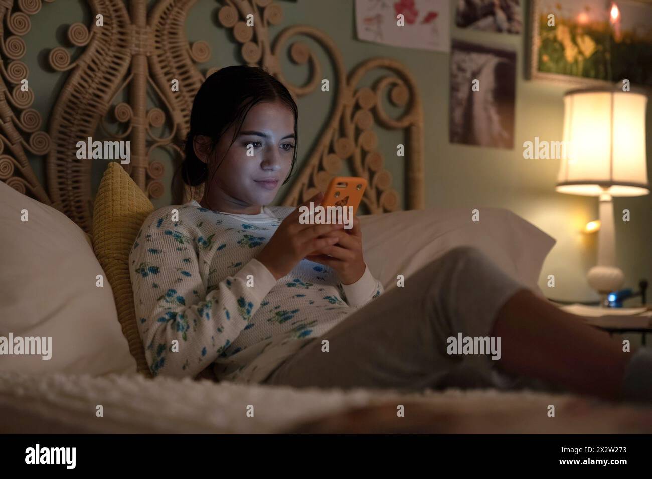 TURTLES ALL THE WAY DOWN, Isabela Merced, 2024. ph: Ryan Sweeney /© New ...