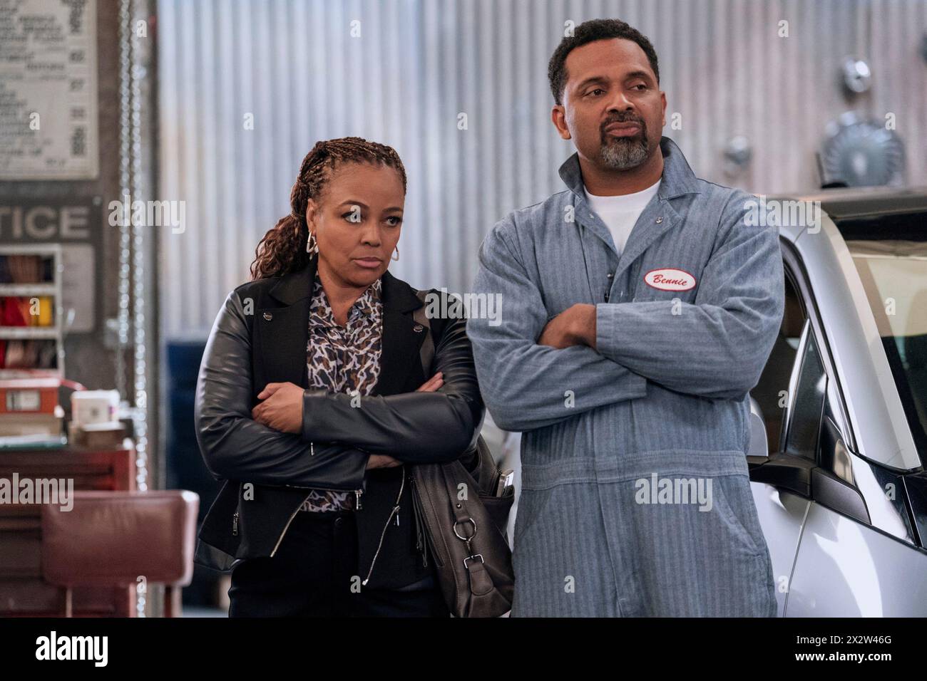 THE UPSHAWS, from left: Kim Fields, Mike Epps, (Season 5, ep. 506 ...