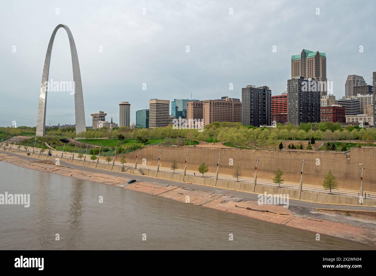 Saint Louis, Missouri - April 9. 2024 - View of Gateway Arch National ...