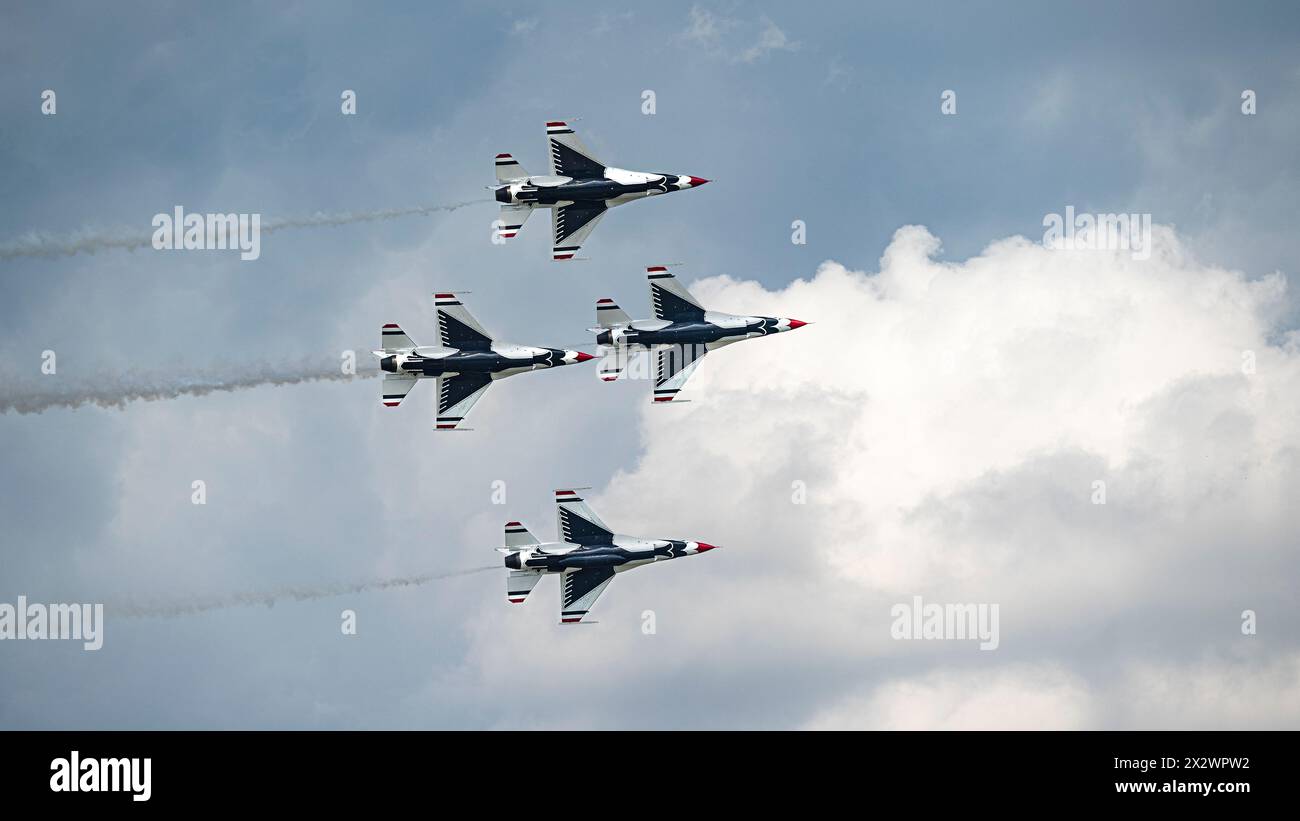The U.S. Air Demonstration Squadron, the Thunderbirds, perform during ...