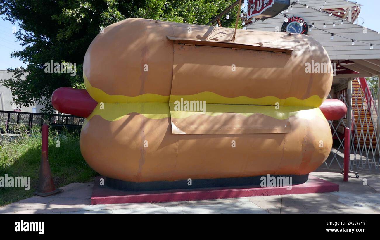 Los Angeles, California, USA 23rd April 2024 Tail OÕ the Pup Hot Dog ...
