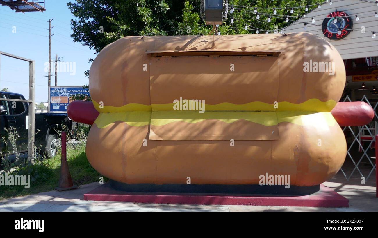 Los Angeles, California, USA 23rd April 2024 Tail OÕ the Pup Hot Dog ...