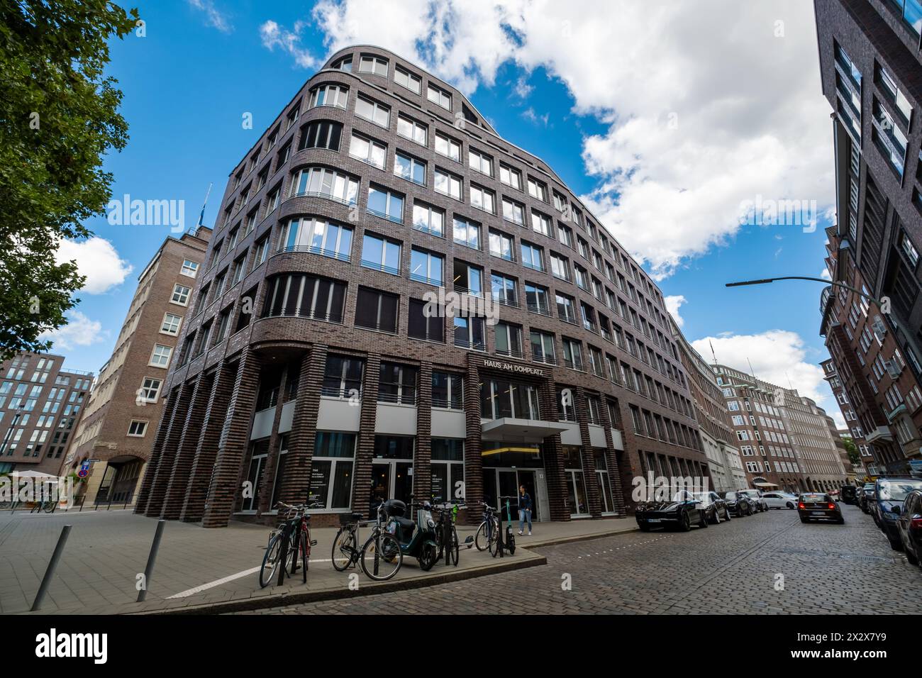 Meta office hamburg hi-res stock photography and images - Alamy