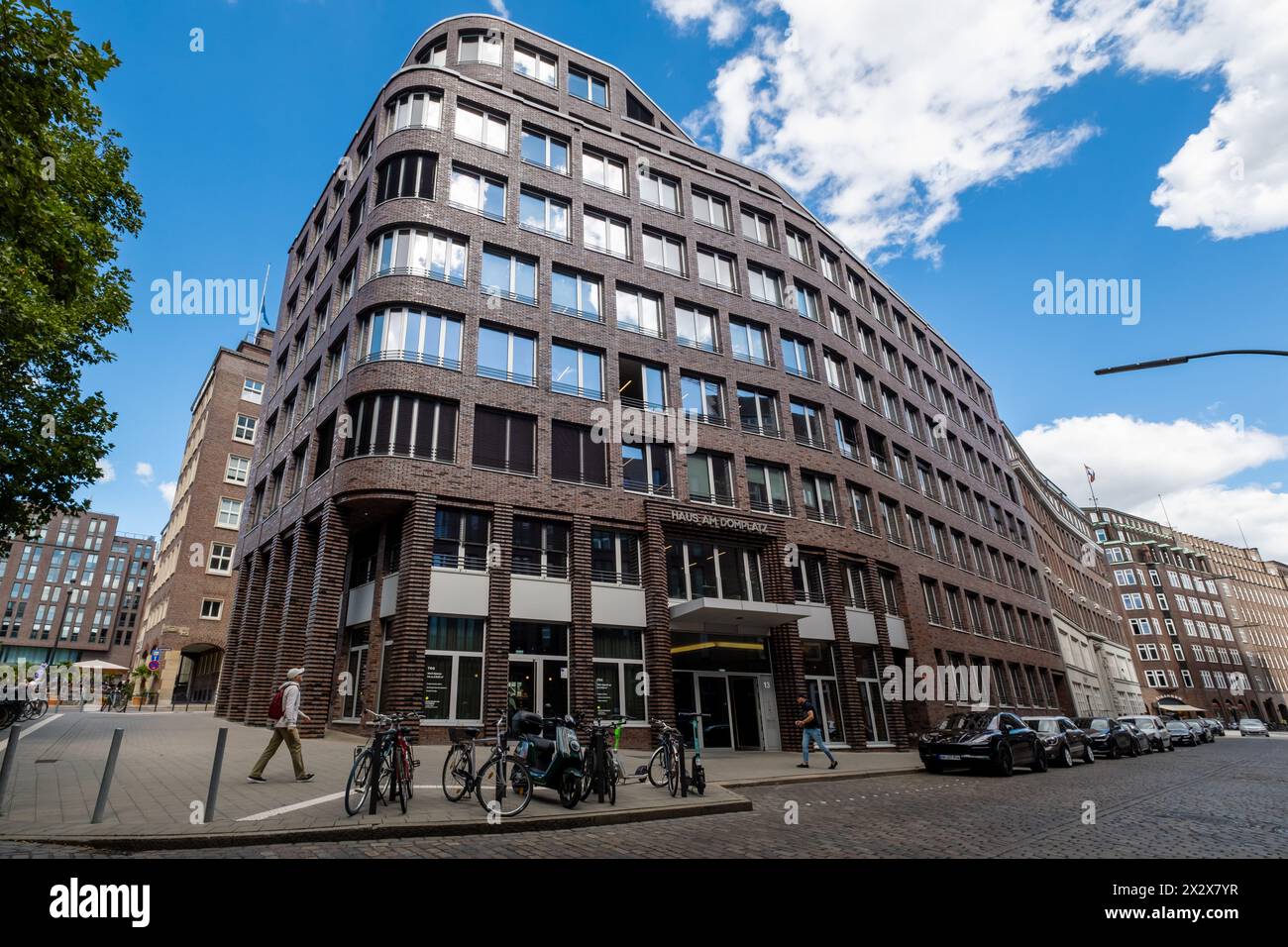Meta office hamburg hi-res stock photography and images - Alamy