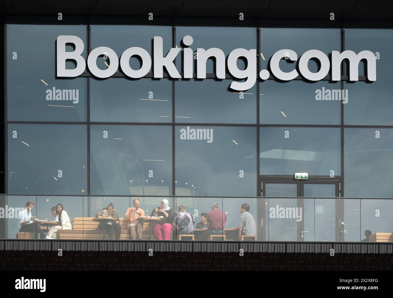 Booking com symbol hi-res stock photography and images - Alamy