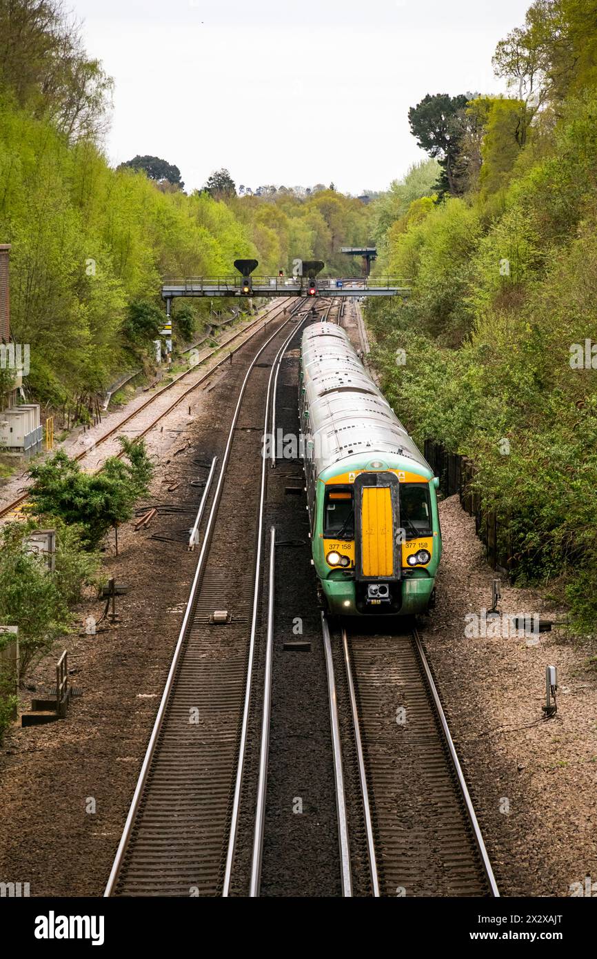 Class 377 train hi-res stock photography and images - Alamy