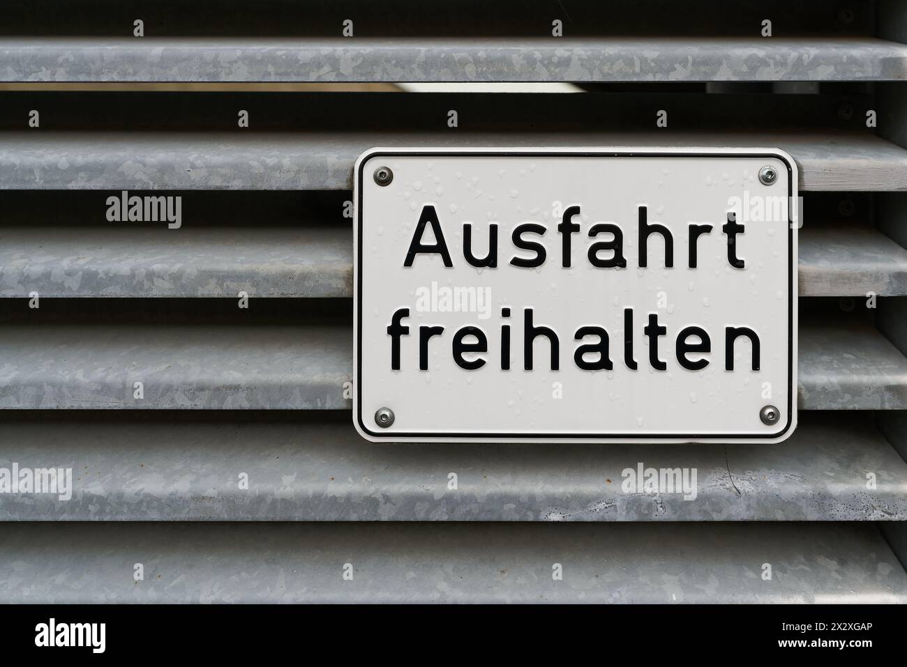 German exit sign hi-res stock photography and images - Alamy