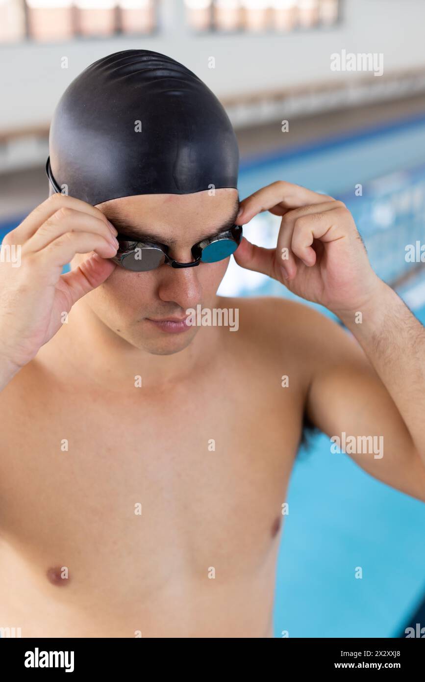 Male swimmer underwater hi-res stock photography and images - Alamy