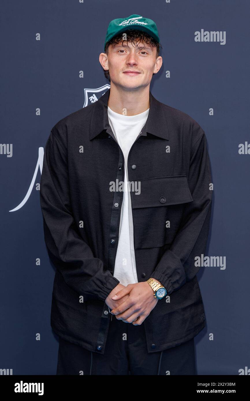 Amazon Prime Premiere - Maxton Hall - Die Welt zwischen uns Fabian ...