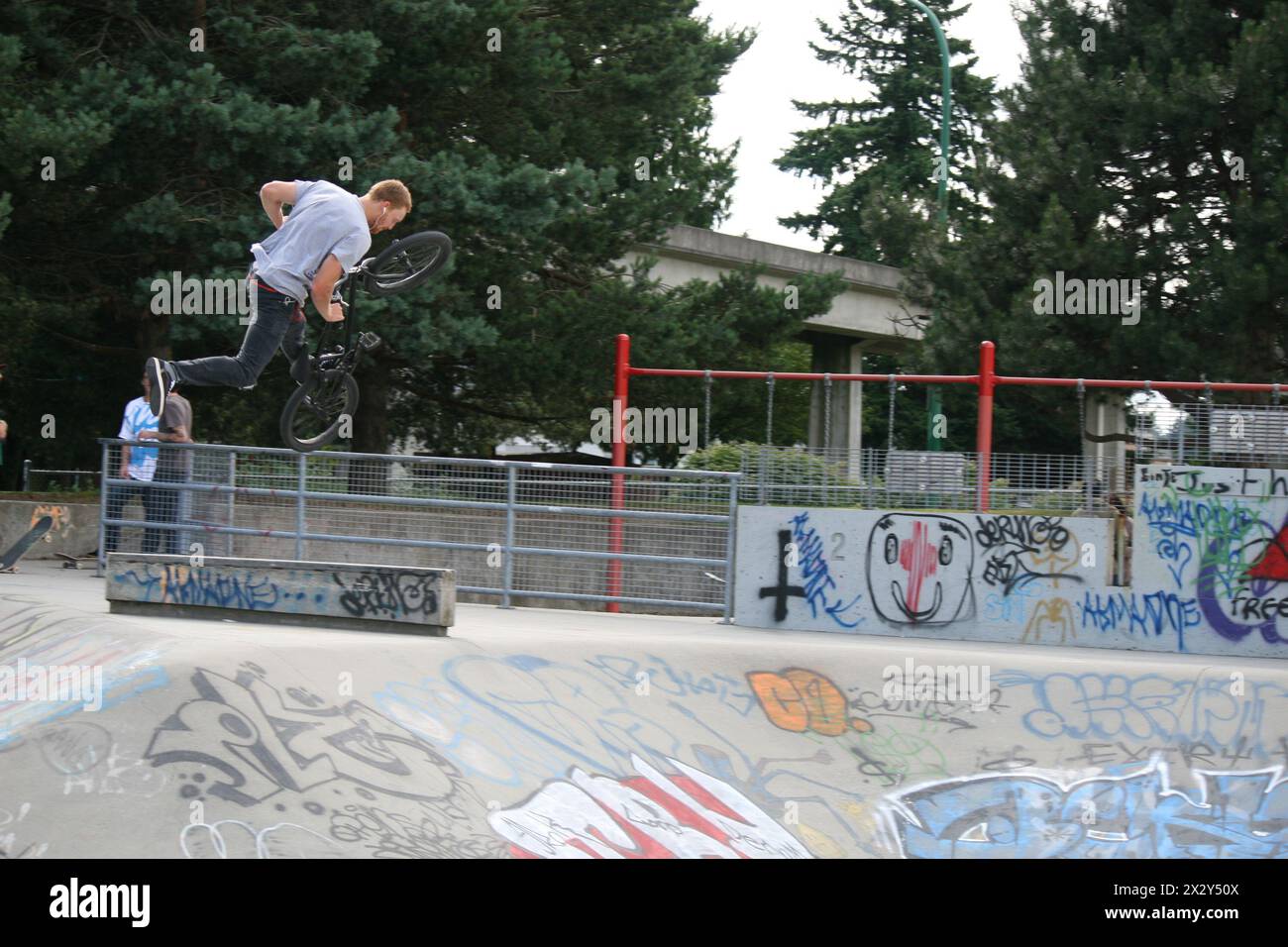 Bonsor skatepark hi-res stock photography and images - Alamy