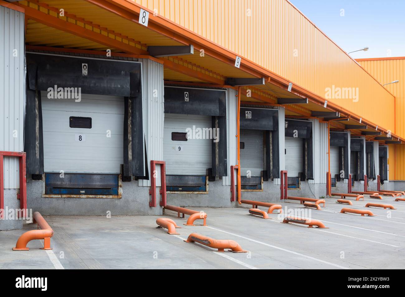 The gate to load goods on a large warehouse Stock Photo - Alamy