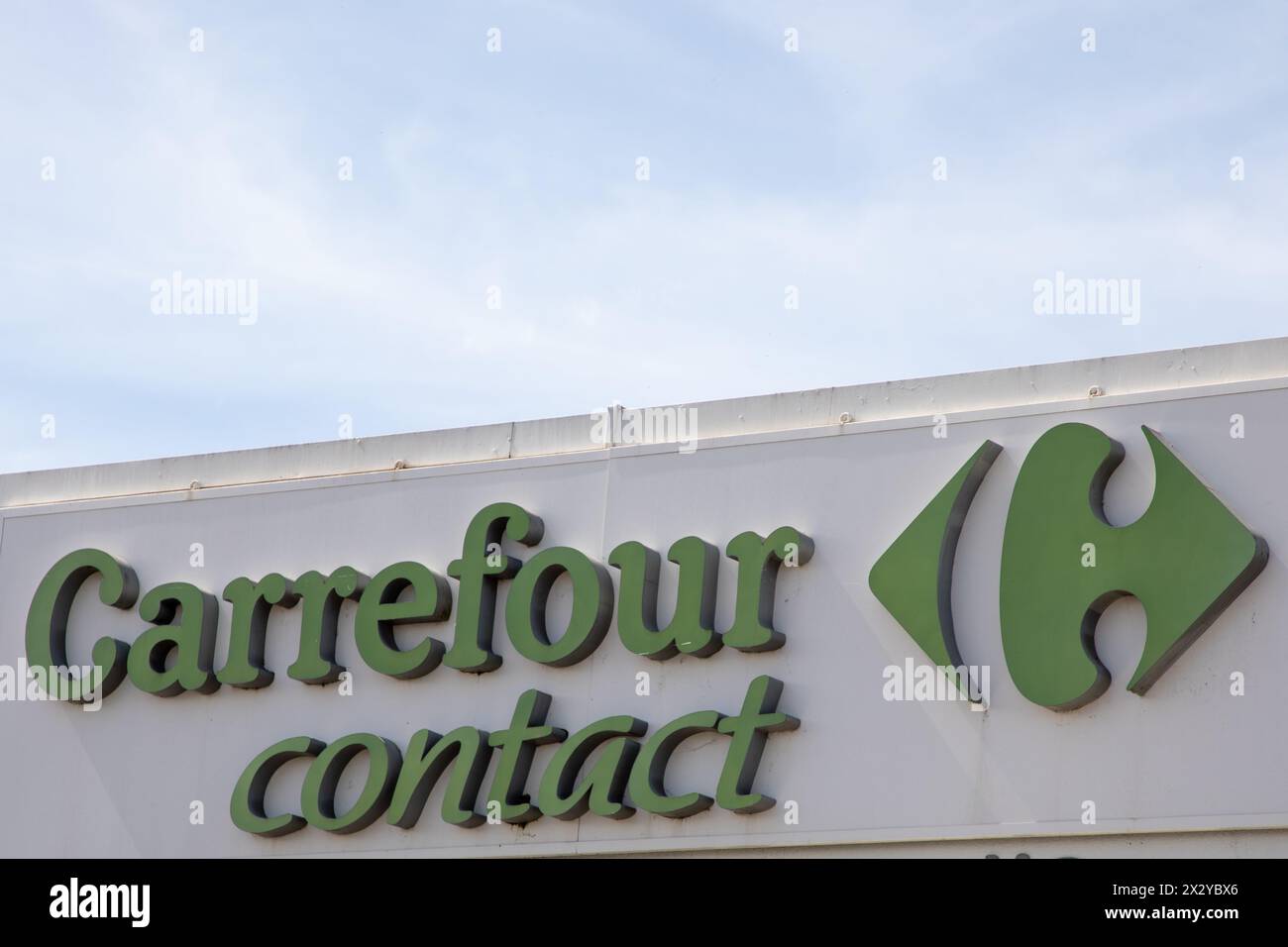 Bordeaux , France - 04 04 2024 : Carrefour contact french shop ...