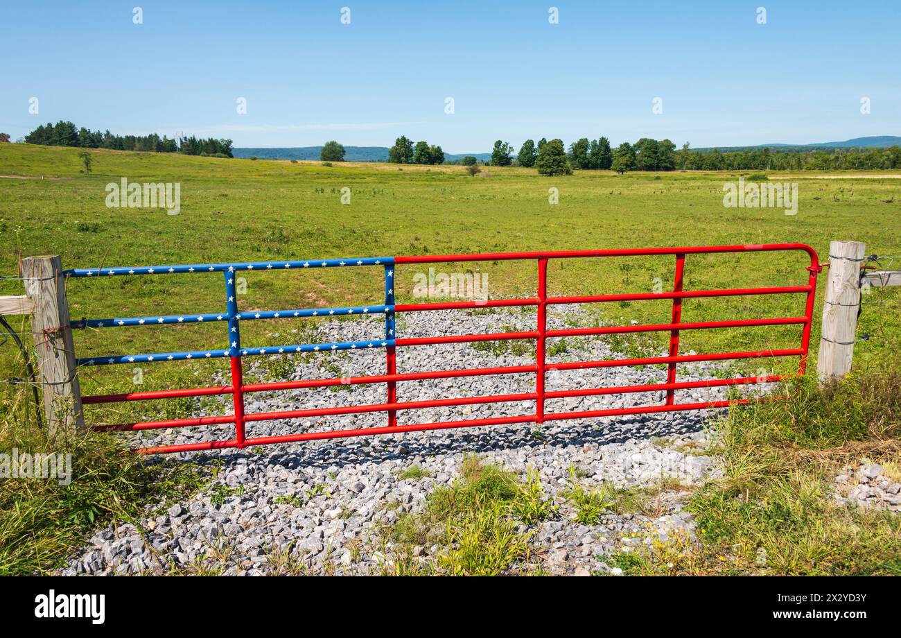 American flag painted gate hi-res stock photography and images - Alamy