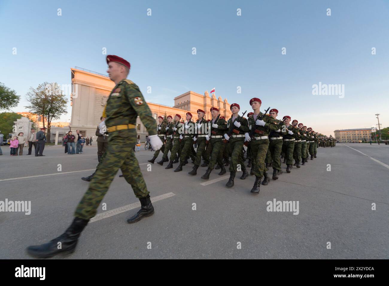 Russian soldiers marching 2012 hi-res stock photography and images - Alamy