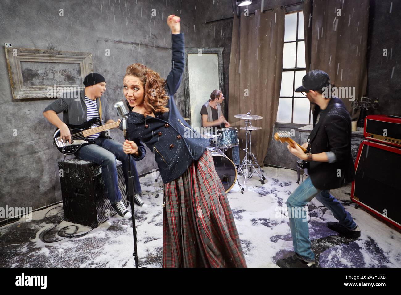 Rock band during shooting video hi-res stock photography and images - Alamy