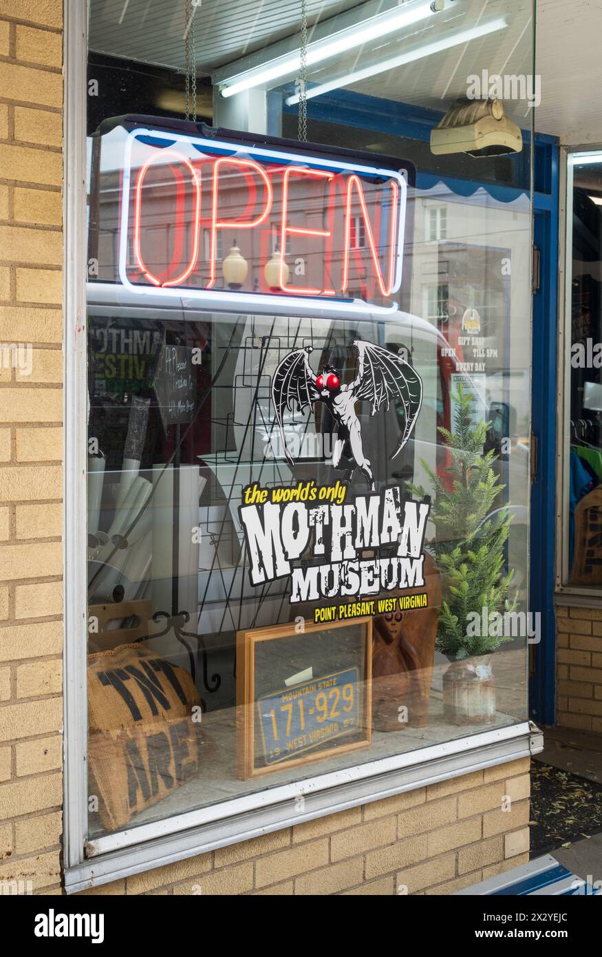 The Point Pleasant Area Mothman, West Virginian Folklore from 1966 ...