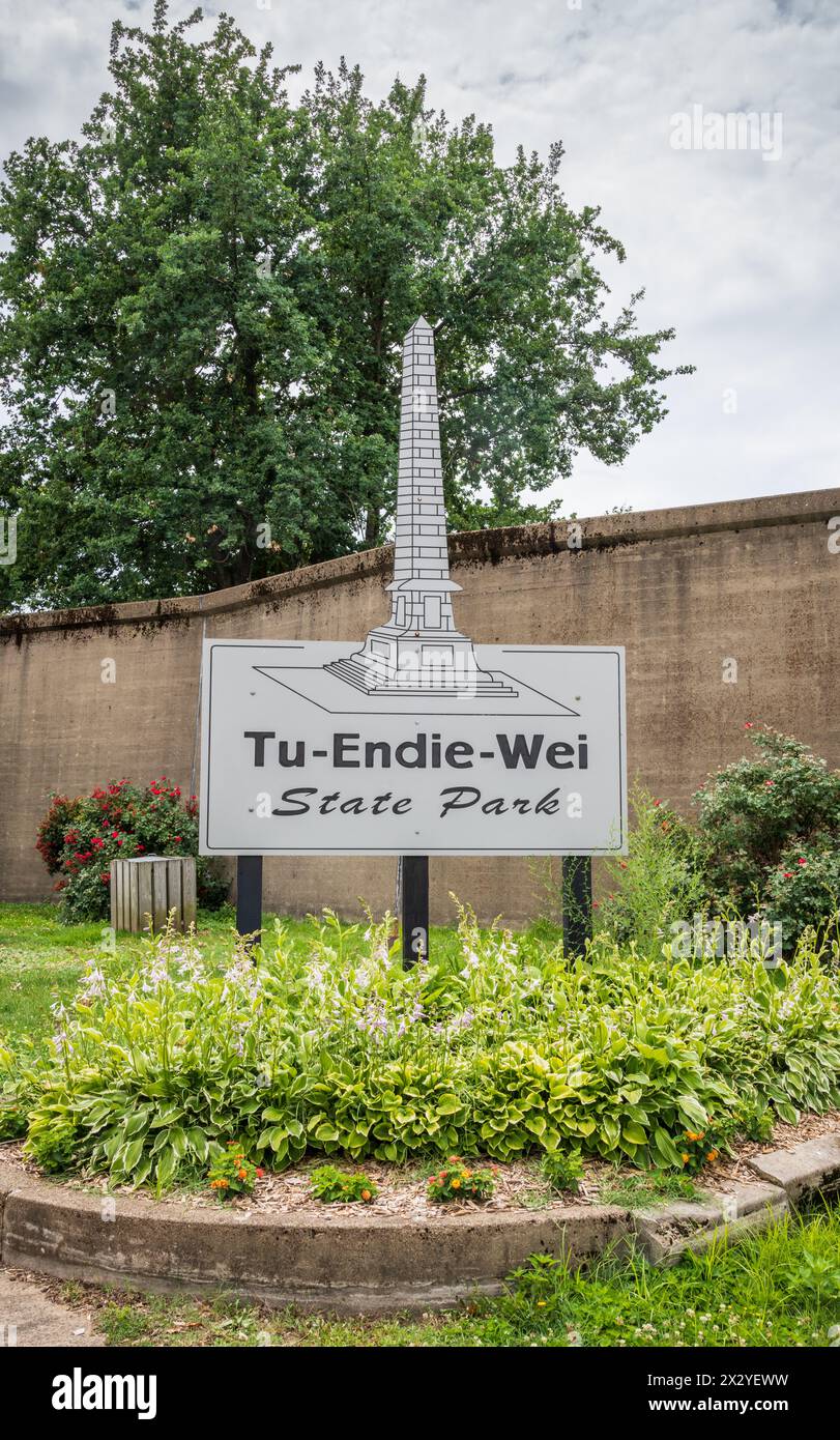 Tu-Endie-Wei State Park, State park in Point Pleasant, West Virginia ...