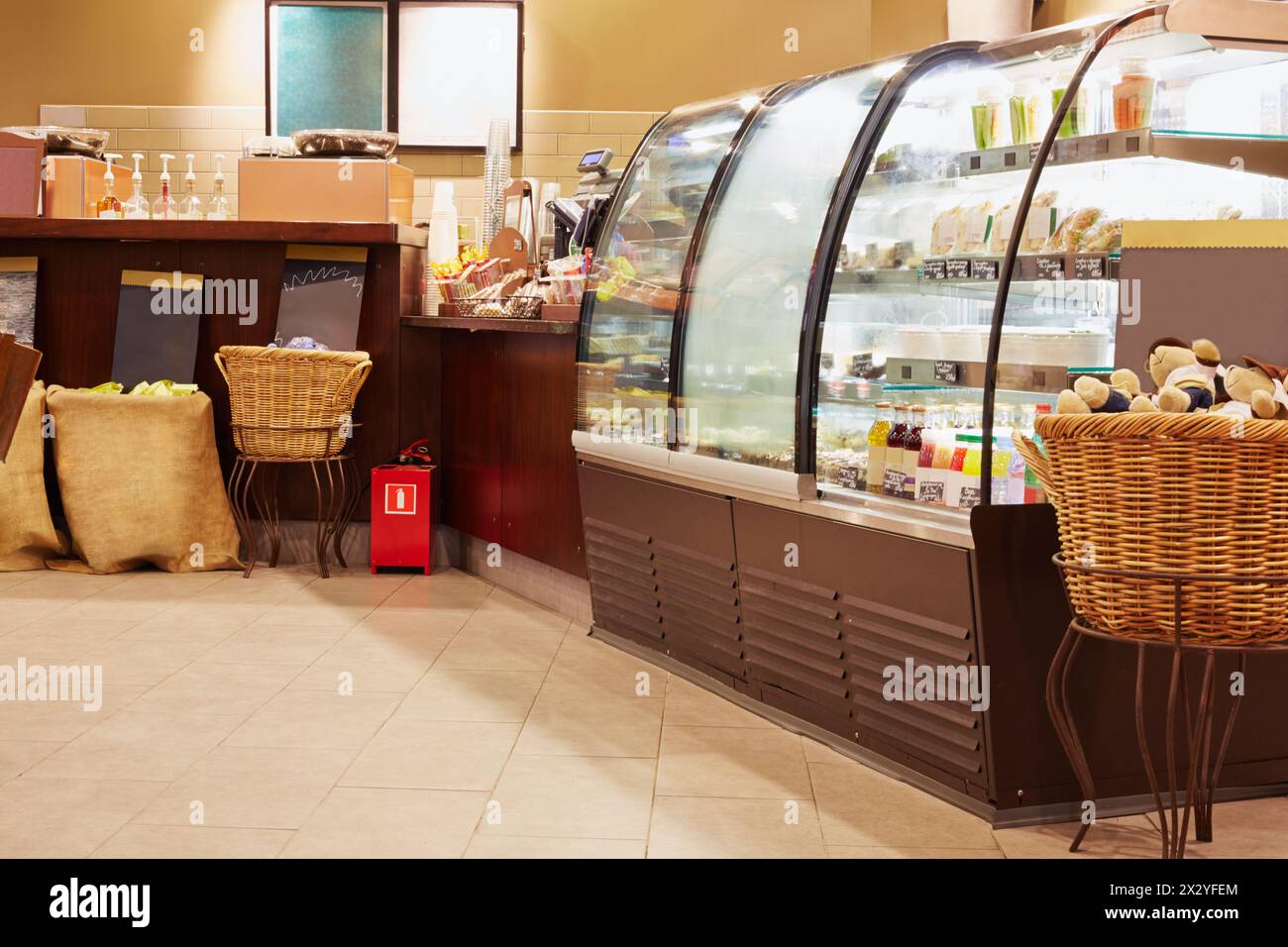 Provision counter hi-res stock photography and images - Alamy