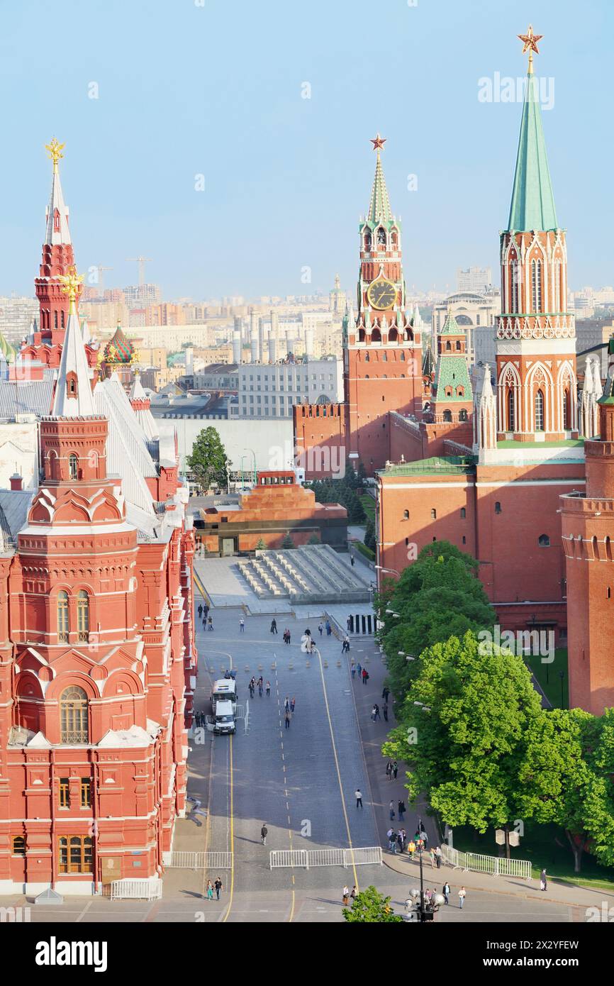 Red square moscow view hotel hi-res stock photography and images - Alamy