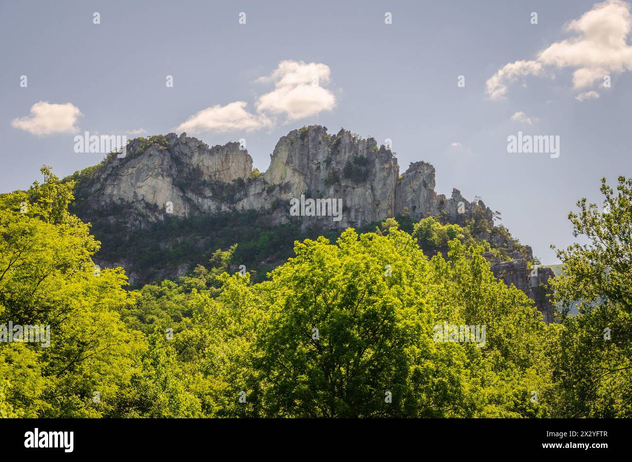 The Seneca Rocks, Rock Climbing Destination Spruce Knob-Seneca Rocks ...
