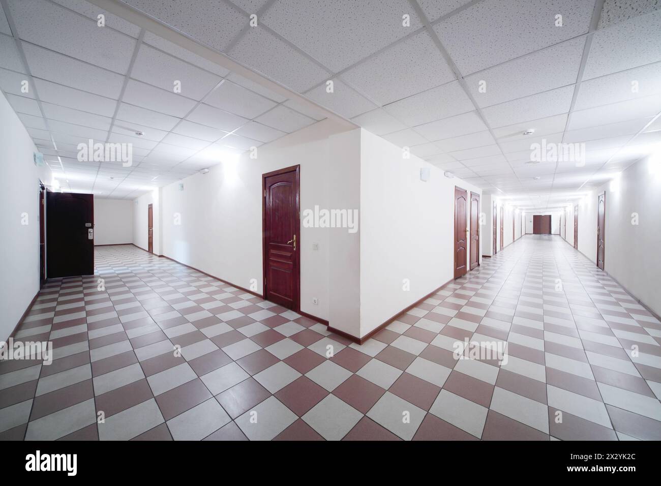 Long hallways hi-res stock photography and images - Alamy