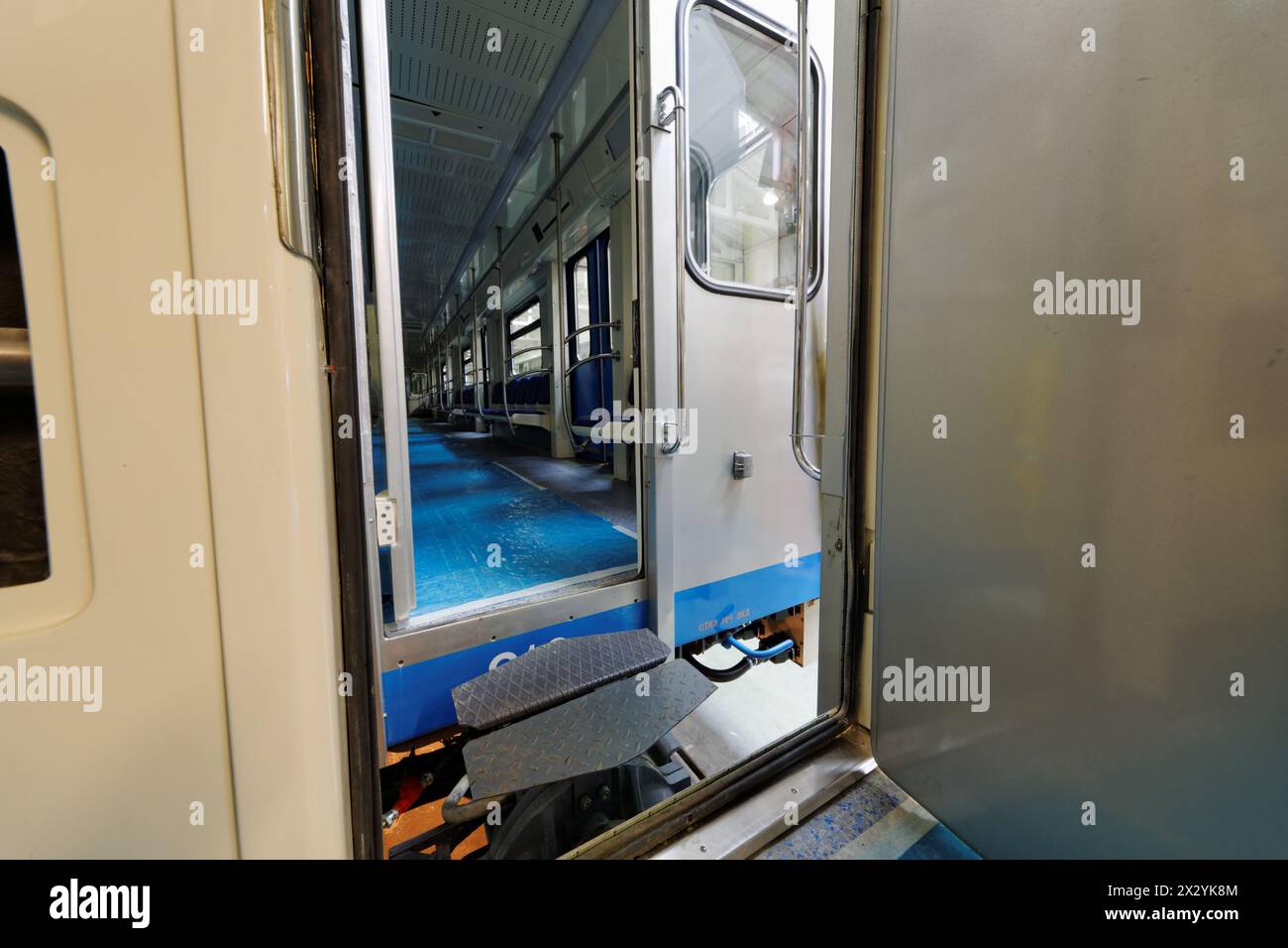 Platform transition hi-res stock photography and images - Alamy