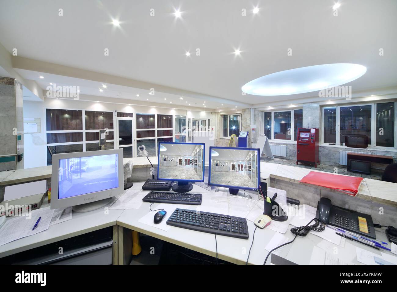 Office reception security hi-res stock photography and images - Alamy