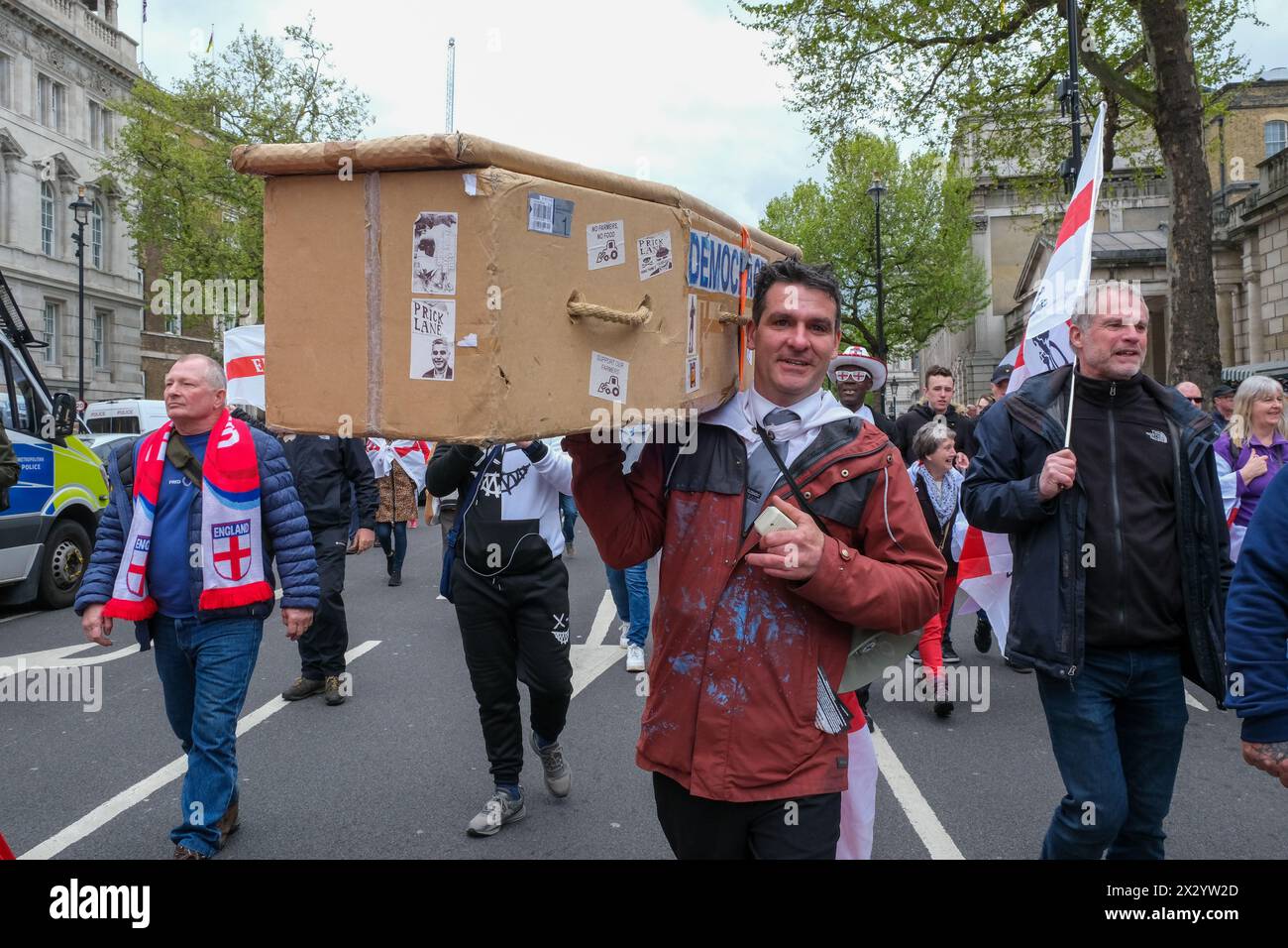 Cardboard coffin hi-res stock photography and images - Alamy