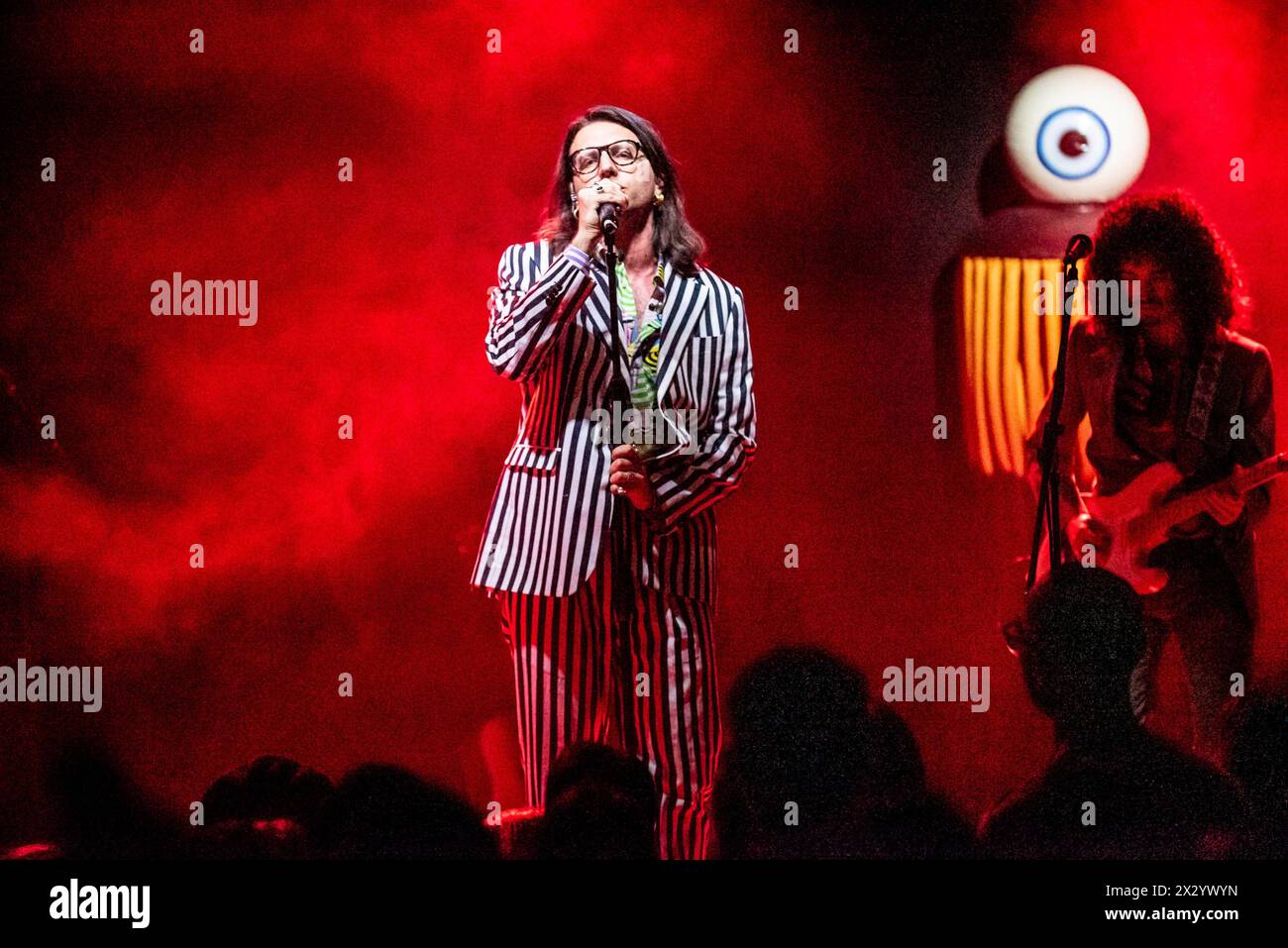 Italian singer Music Concert - Il Solito Dandy Il Solito Dandy Fabrizio ...