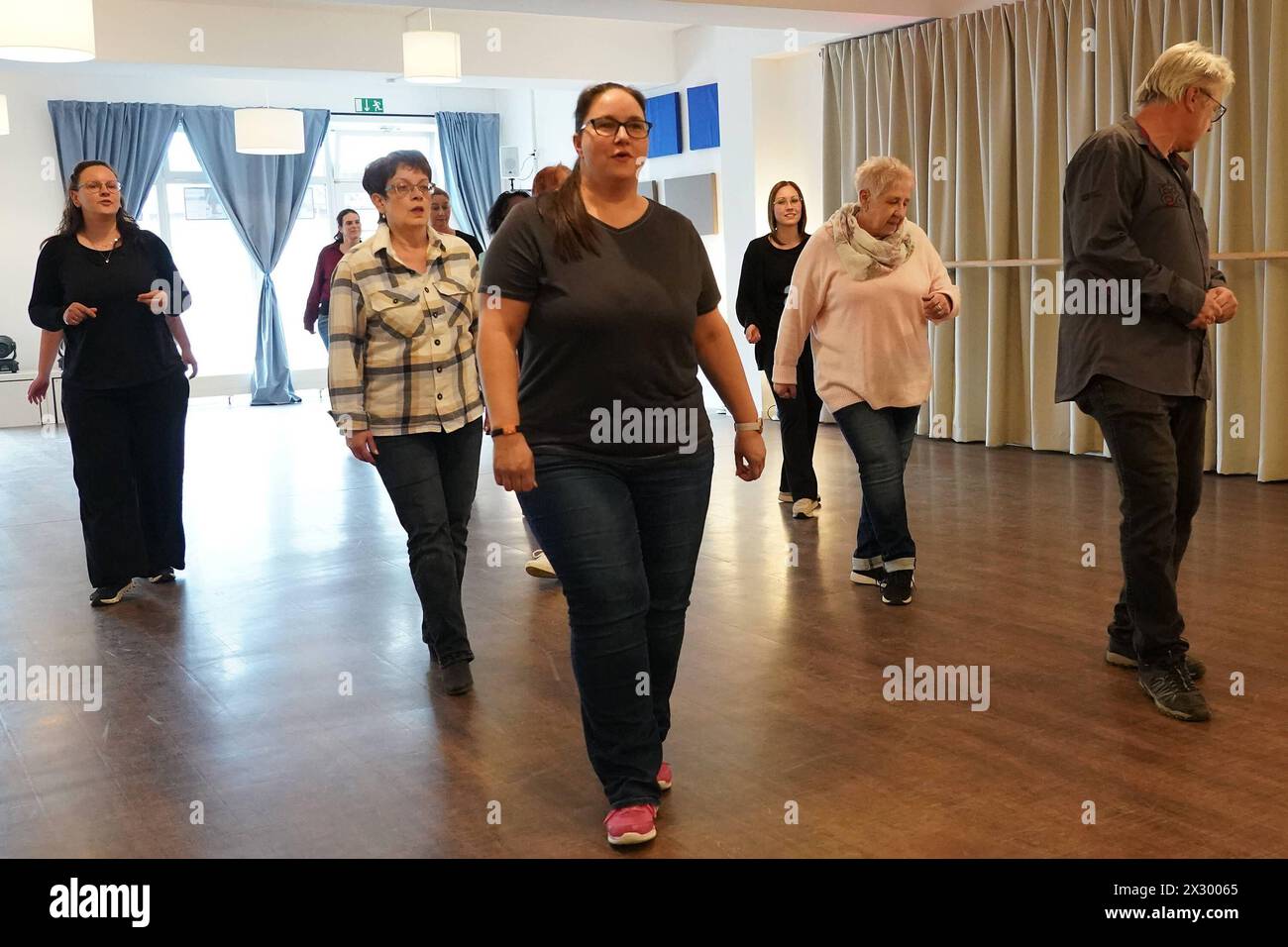 Line Dance Gruppe beim Training - Büttelborn 23.04.2024: Line Dance der ...