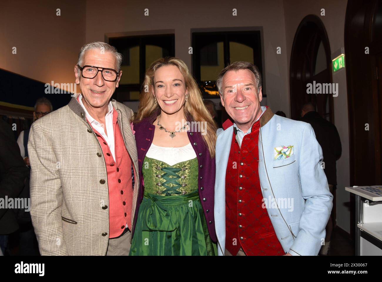 Peter Schaefer Dr Regine Theiss Kickboxerin Weltmeisterin Patrick Lindner Saenger Muenchen 23.04 ...