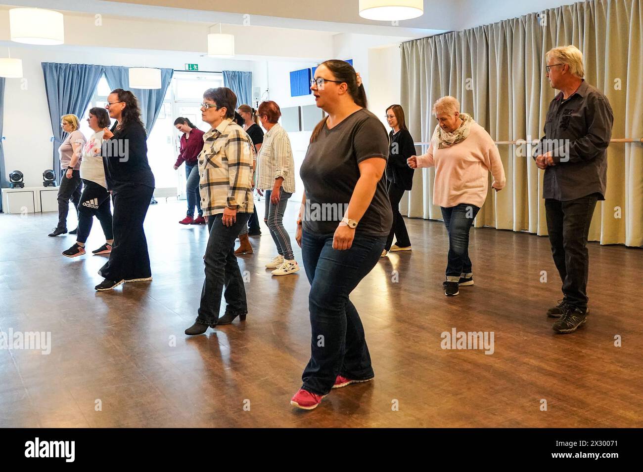 Line Dance Gruppe beim Training - Büttelborn 23.04.2024: Line Dance der ...