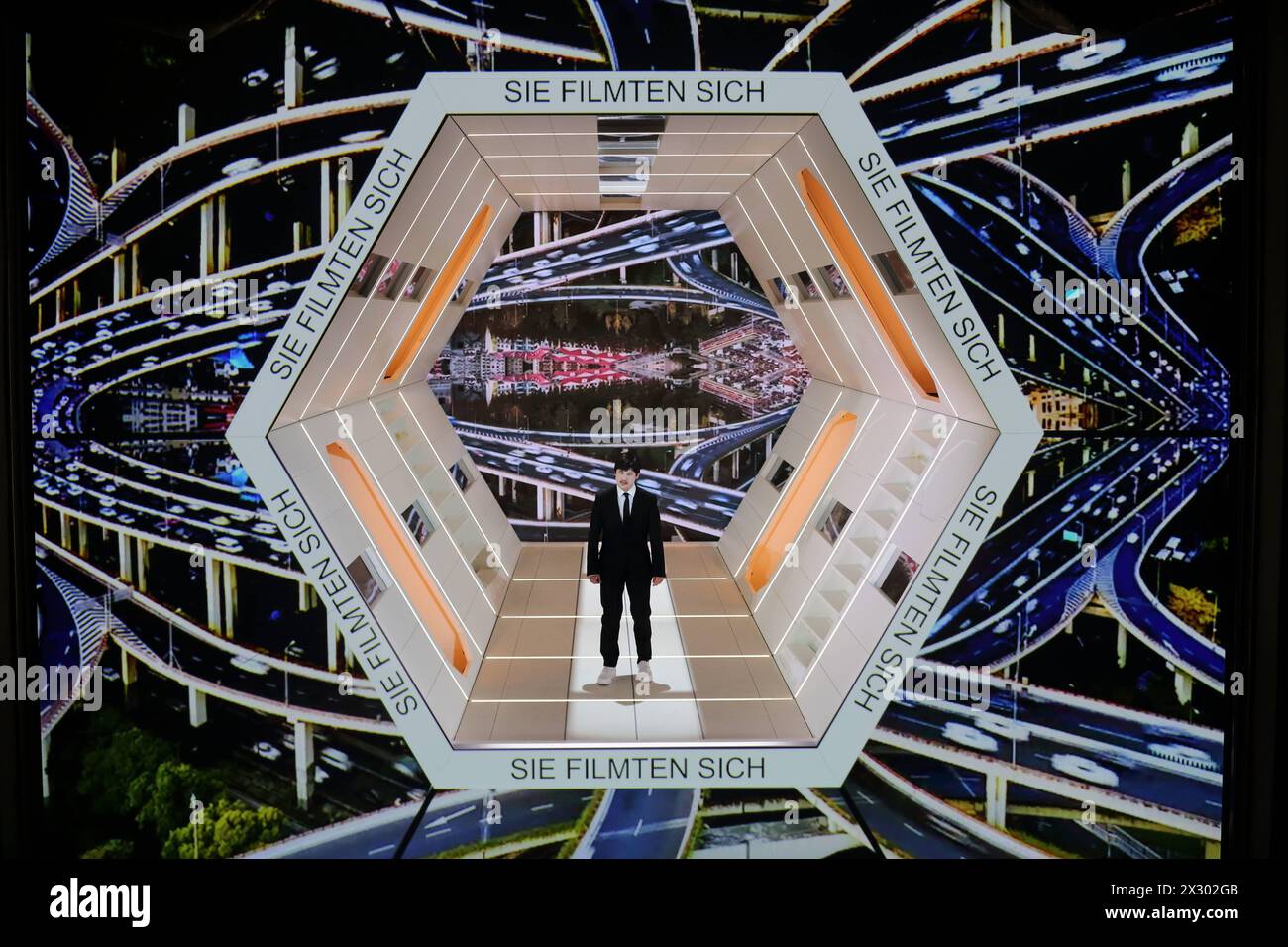 Paul Zichner während der Fotoprobe für das Stück RCE ...