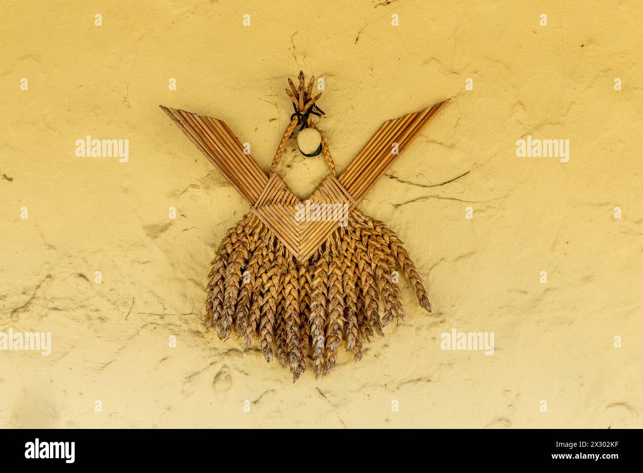 Corn dolly hi-res stock photography and images - Alamy