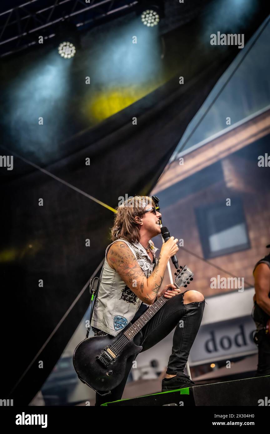 Turbobier live on stage at Glemmride Festival in Hinterglemm Salzburg ...