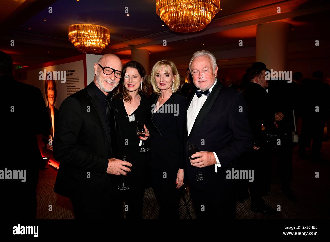 Simon Licht, Tina Rottensteiner, Annette Marberth-Kubick und Wolfgang ...