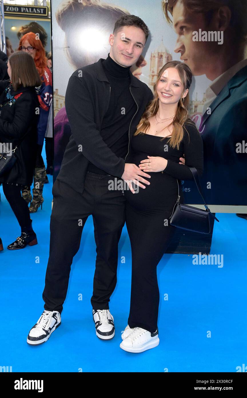 Tim Ole Radtke und Alina Mour bei der Premiere der Amazon Prime Video ...
