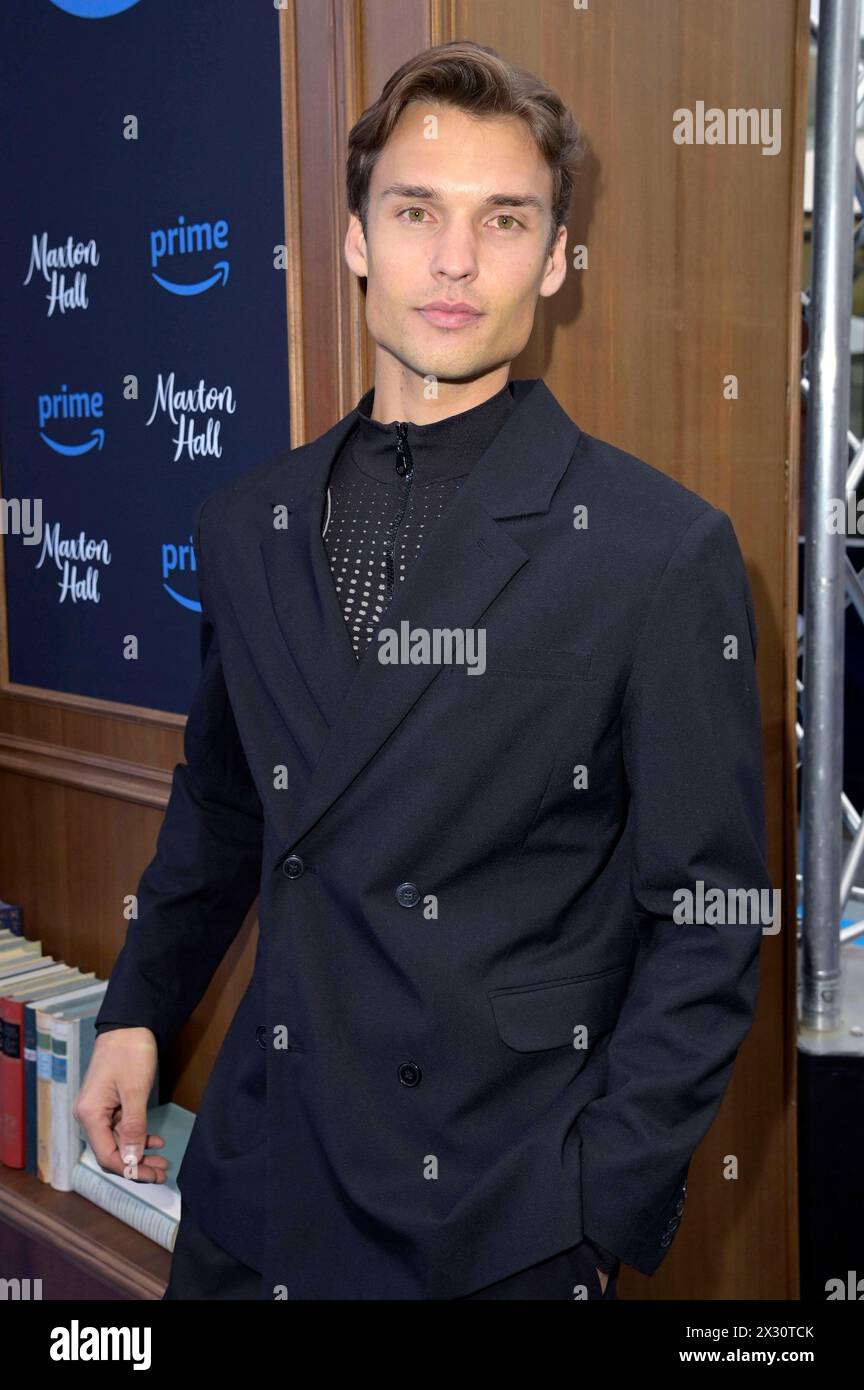 Arne Carlos Böttcher bei der Premiere der Amazon Prime Video Serie ...
