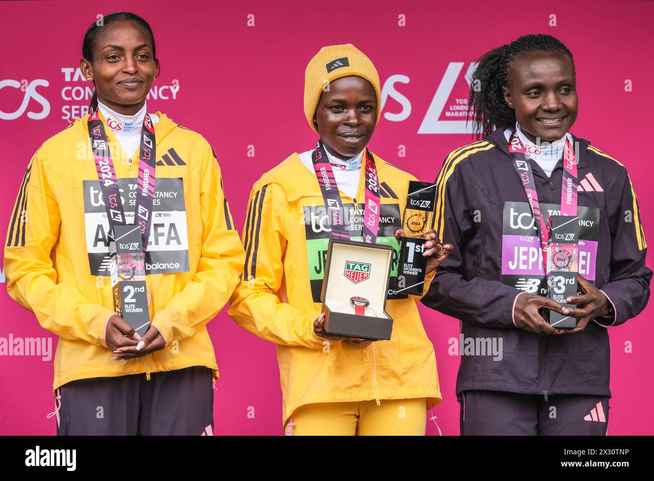 London marathon 2024 medals presentation hi-res stock photography and ...